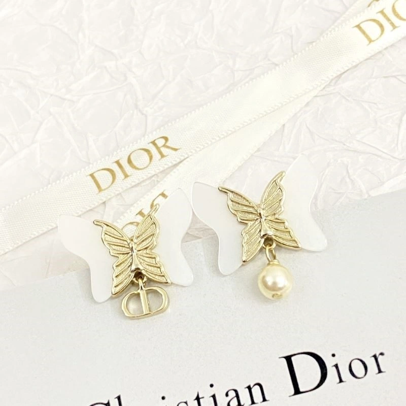 Top match Christian Dior Earrings