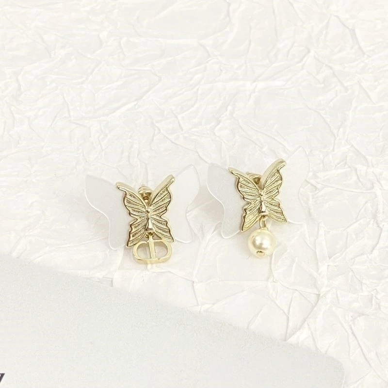 Top match Christian Dior Earrings