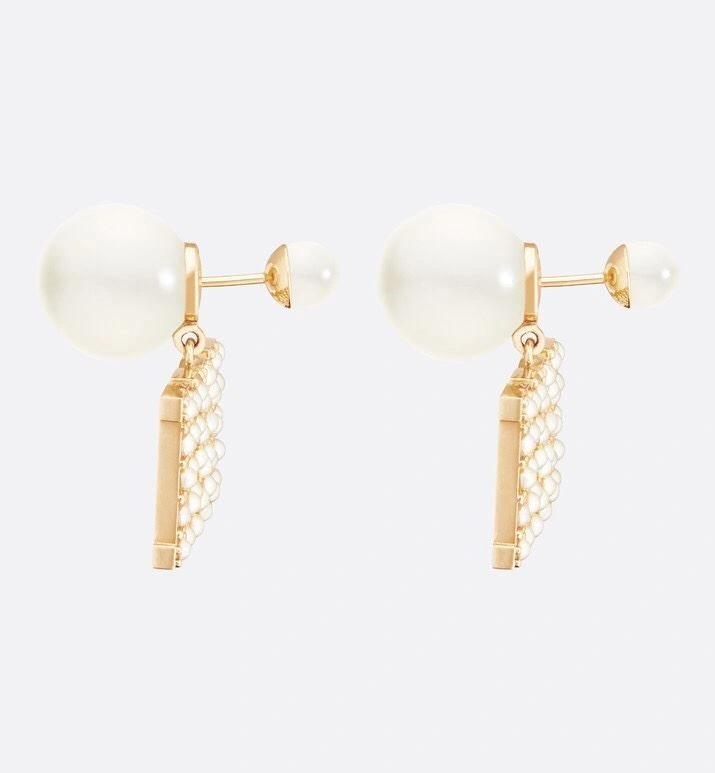 Indistinguishable Christian Dior Earrings