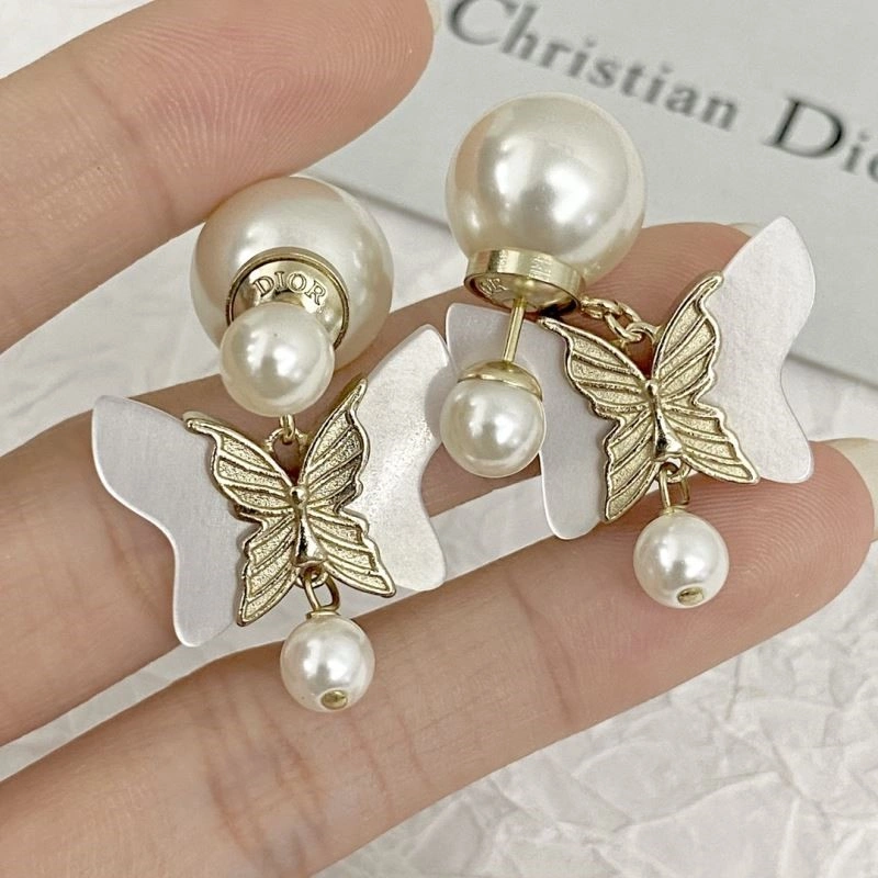 High accuracy Christian Dior Earrings