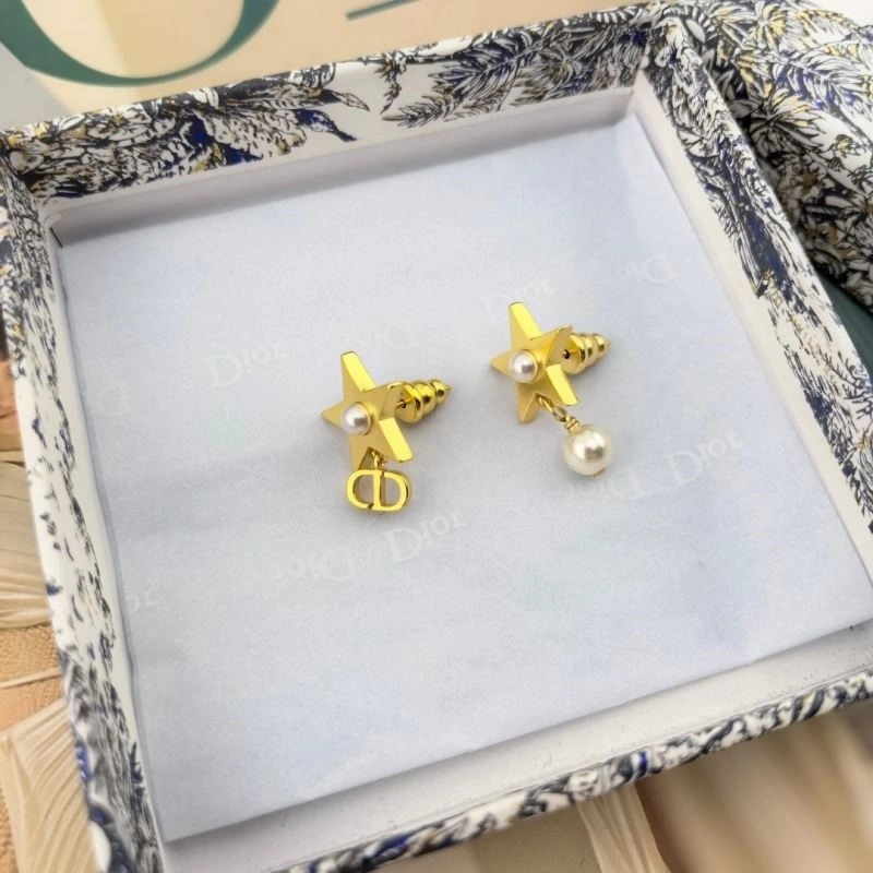 Indistinguishable Christian Dior Earrings