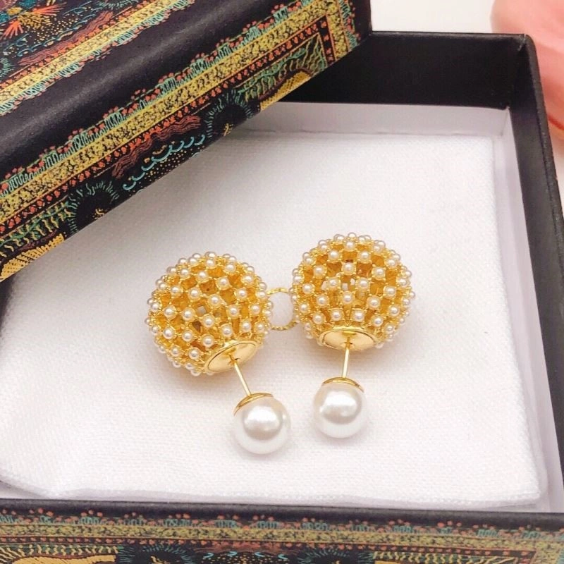 High fidelity Christian Dior Earrings