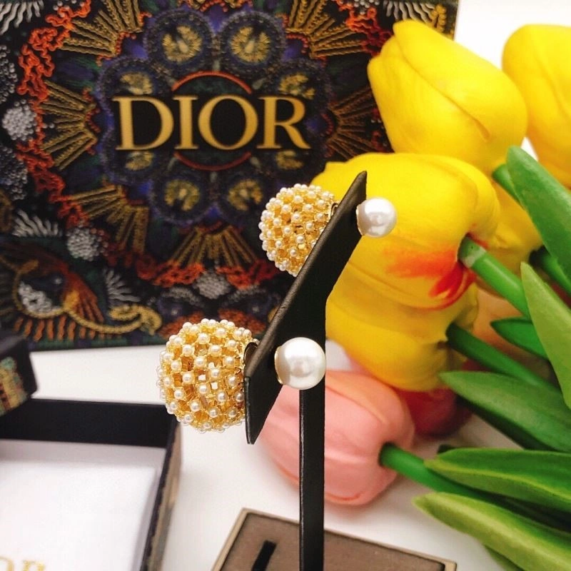 High fidelity Christian Dior Earrings
