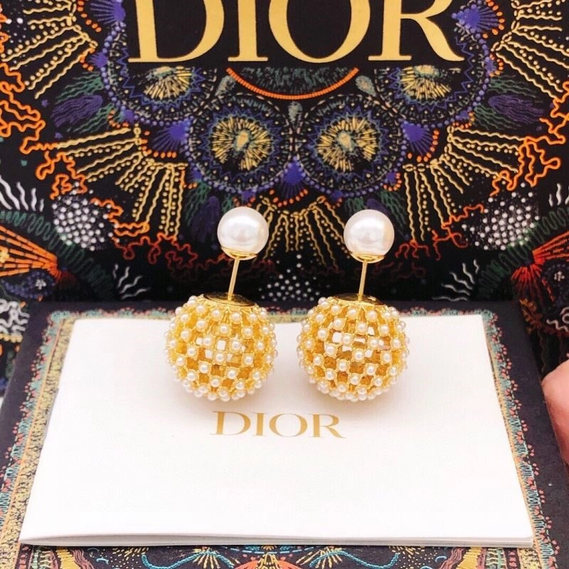 High fidelity Christian Dior Earrings