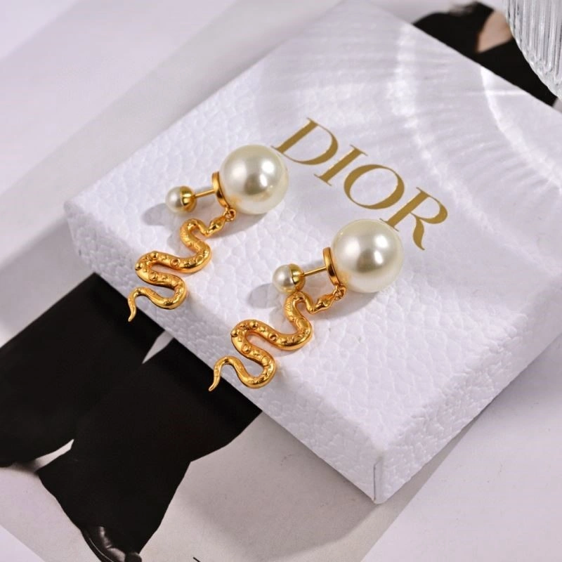 Bargain Christian Dior Earrings