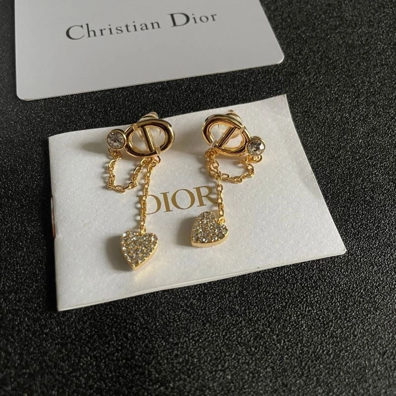 Accurate model Christian Dior Earrings