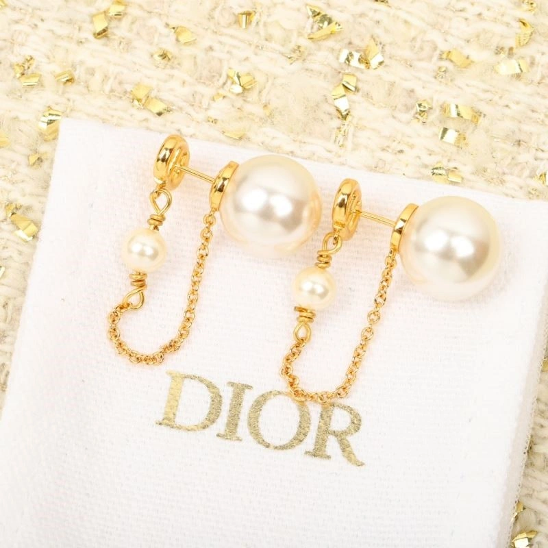 Economical Christian Dior Earrings