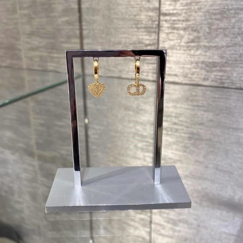 Discounted Christian Dior Earrings