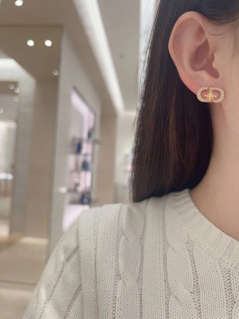 Indistinguishable Christian Dior Earrings