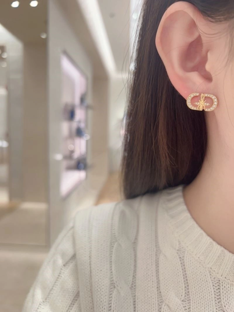 Indistinguishable Christian Dior Earrings