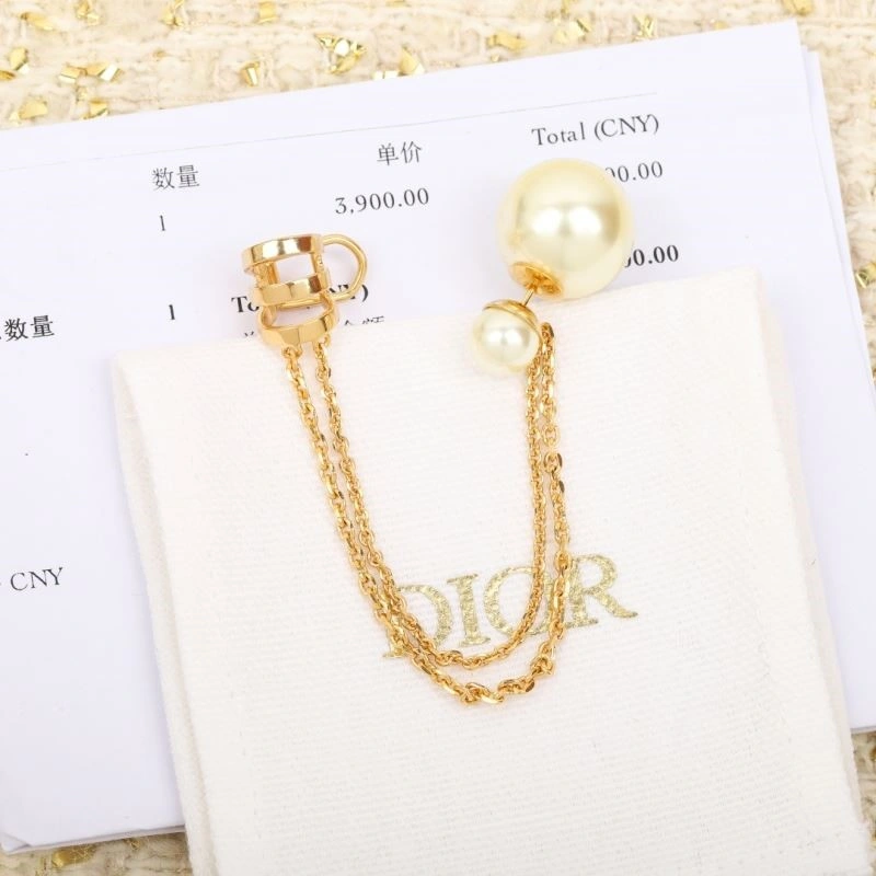 Economical Christian Dior Earrings
