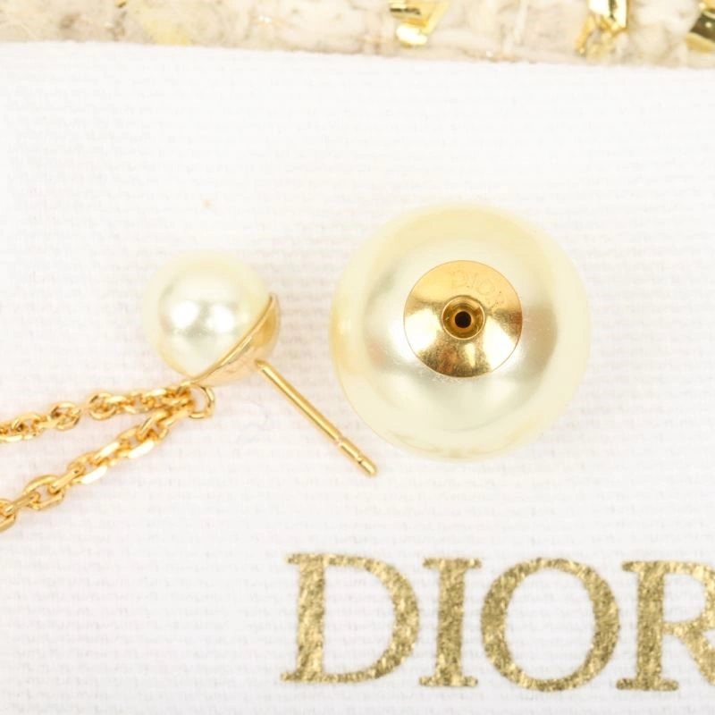 Economical Christian Dior Earrings