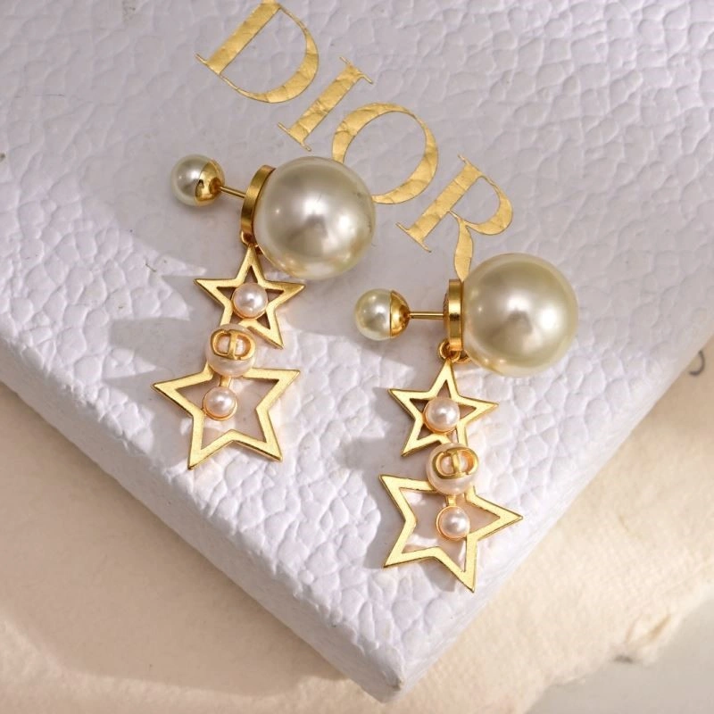 Discounted Christian Dior Earrings