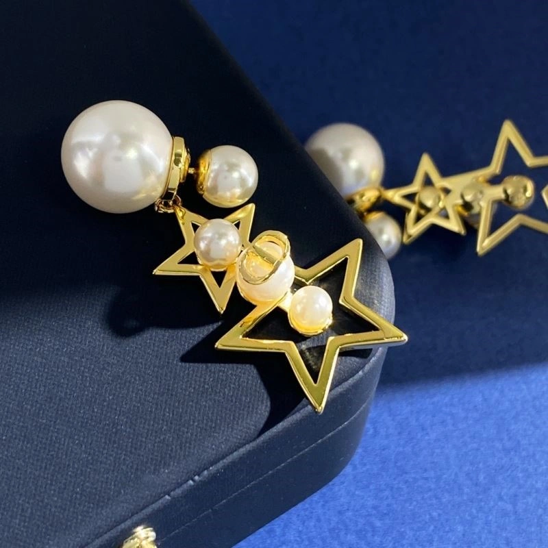 Inexpensive Christian Dior Earrings