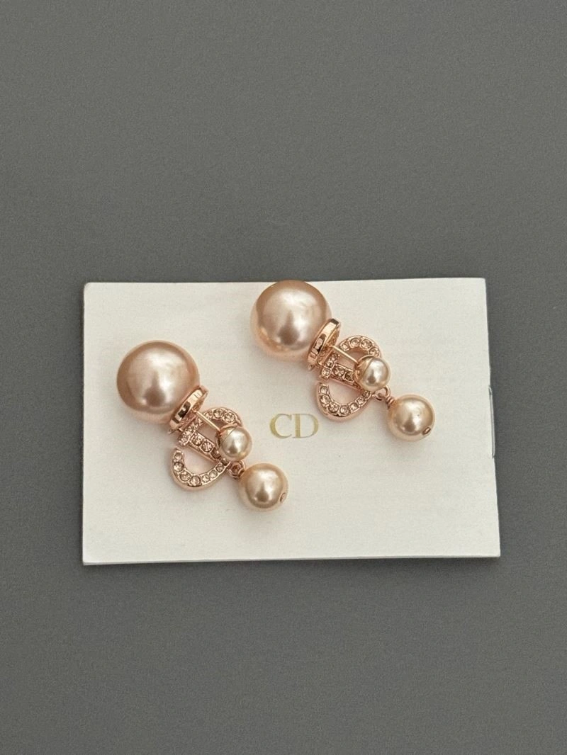 Cut-rate Christian Dior Earrings