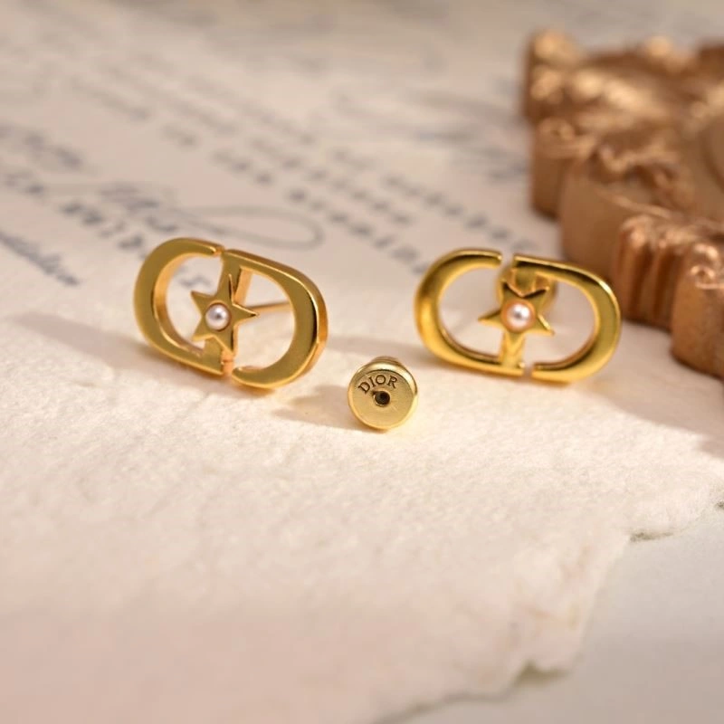 Indistinguishable Christian Dior Earrings