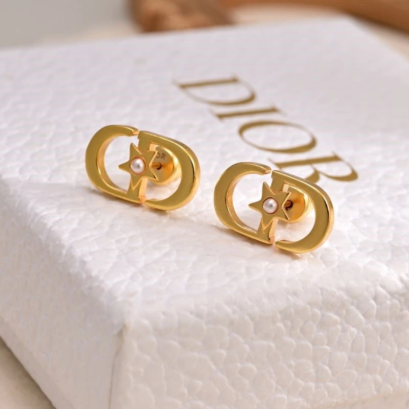Indistinguishable Christian Dior Earrings