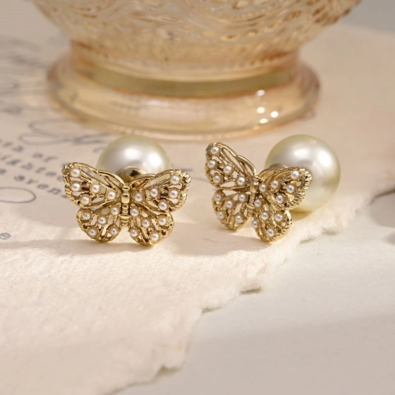 Discounted Christian Dior Earrings