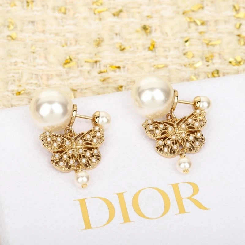 Low-cost Christian Dior Earrings