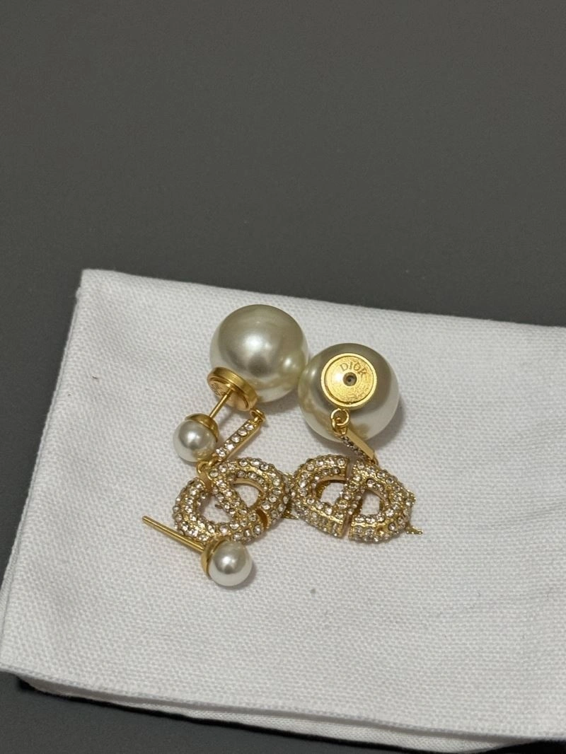 Reasonably priced Christian Dior Earrings