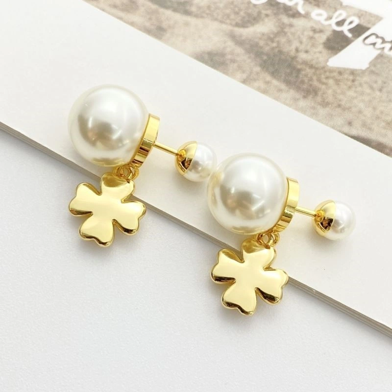 Bargain Christian Dior Earrings