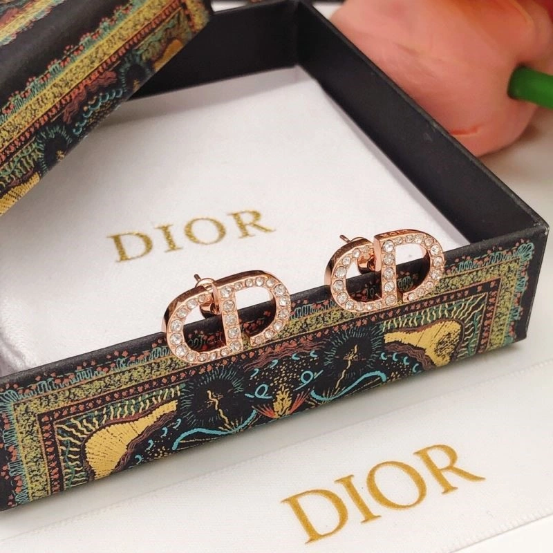 Cut-rate Christian Dior Earrings
