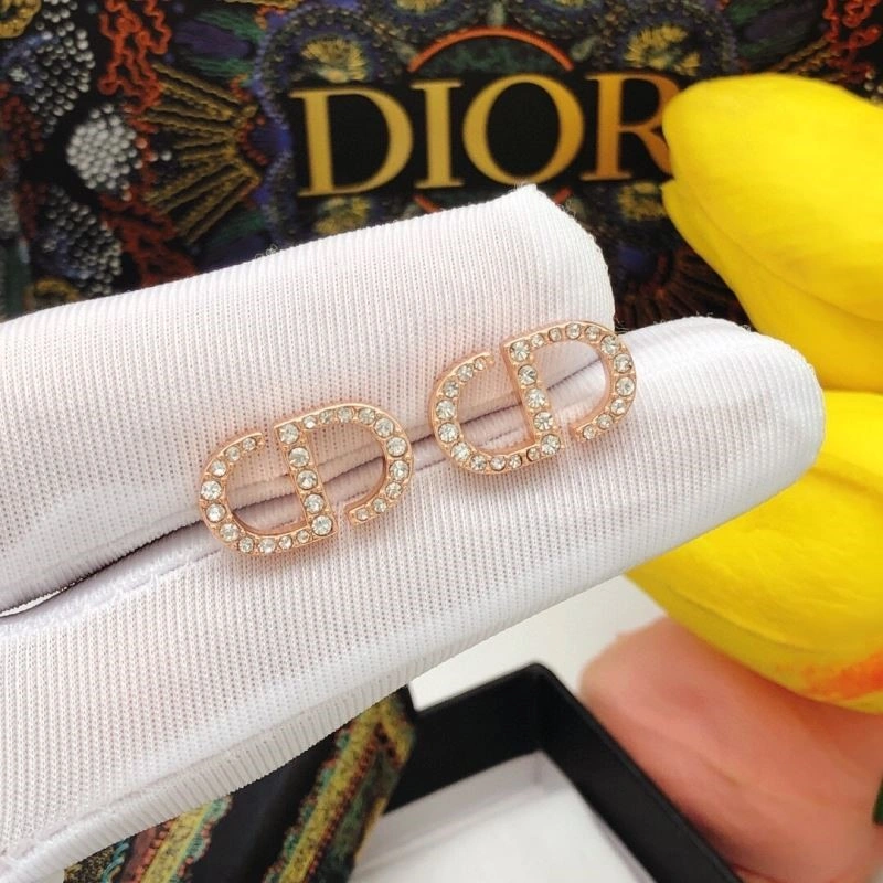 Cut-rate Christian Dior Earrings