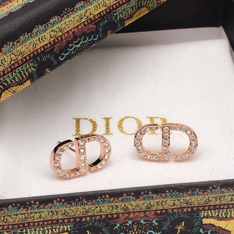 Cut-rate Christian Dior Earrings