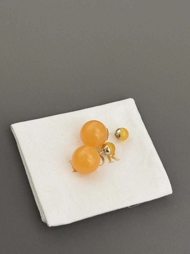 Top match Christian Dior Earrings
