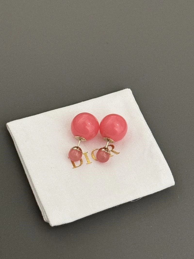 Top match Christian Dior Earrings