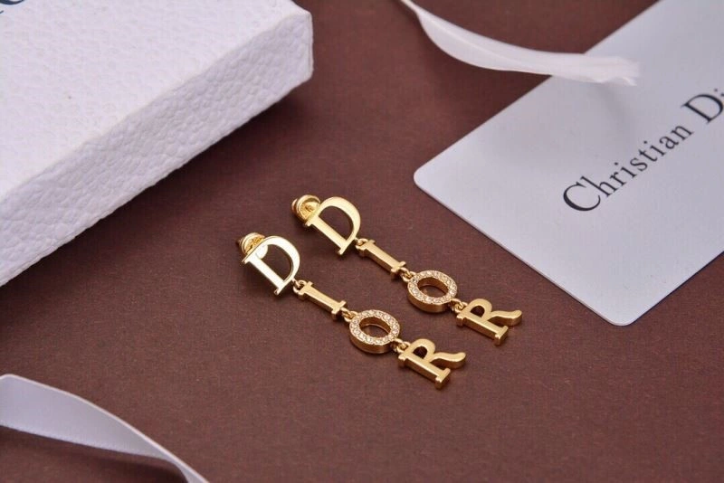 Bargain Christian Dior Earrings