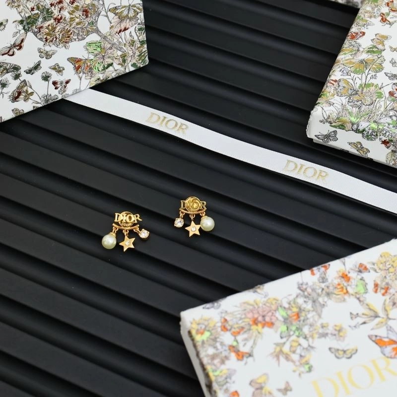 Bargain Christian Dior Earrings