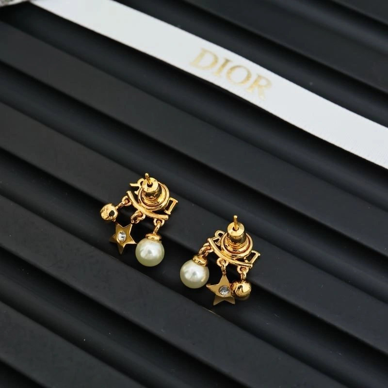 Bargain Christian Dior Earrings