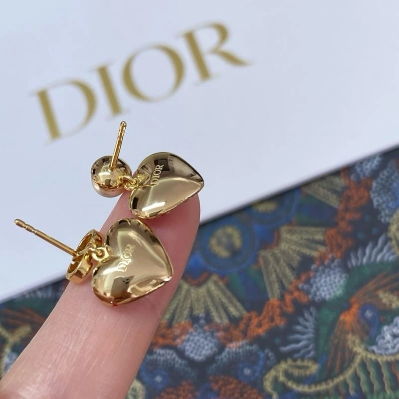 Low-cost Christian Dior Earrings