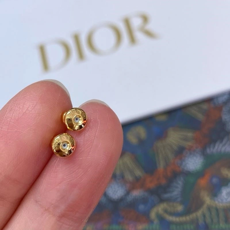 Low-cost Christian Dior Earrings
