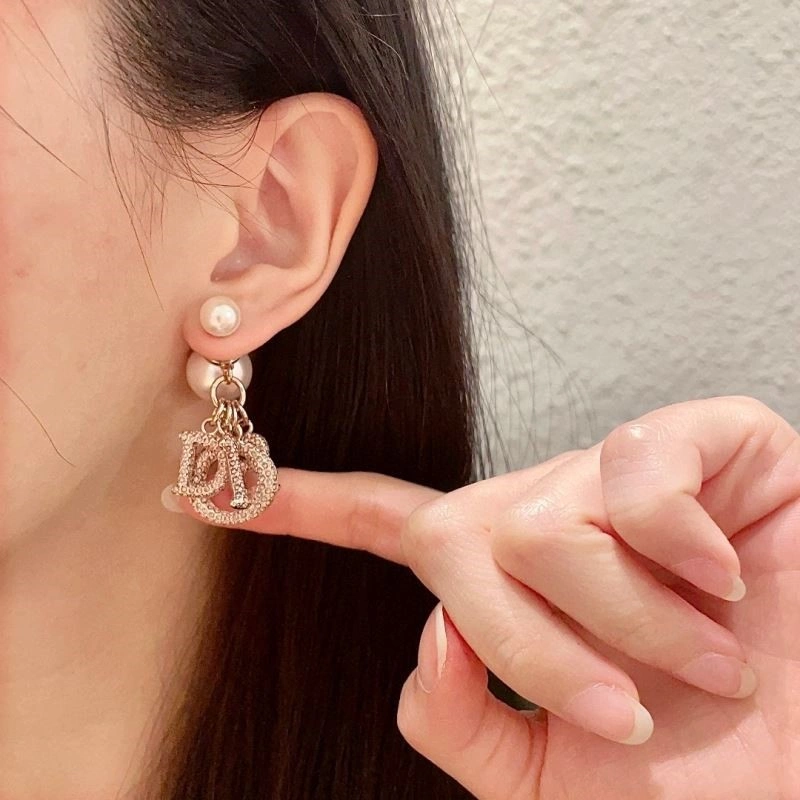 Discounted Christian Dior Earrings