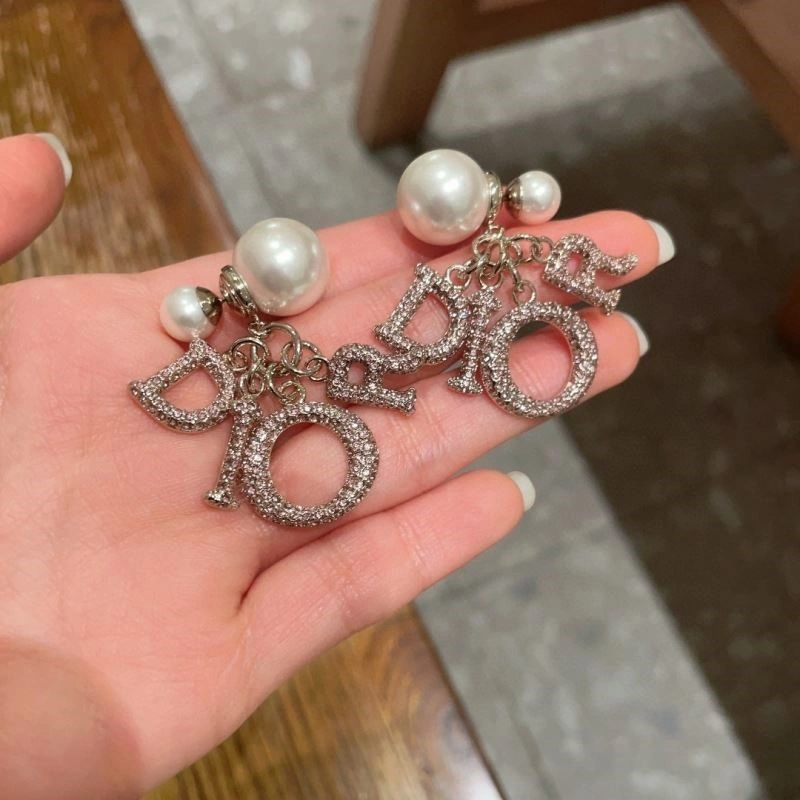 Discounted Christian Dior Earrings