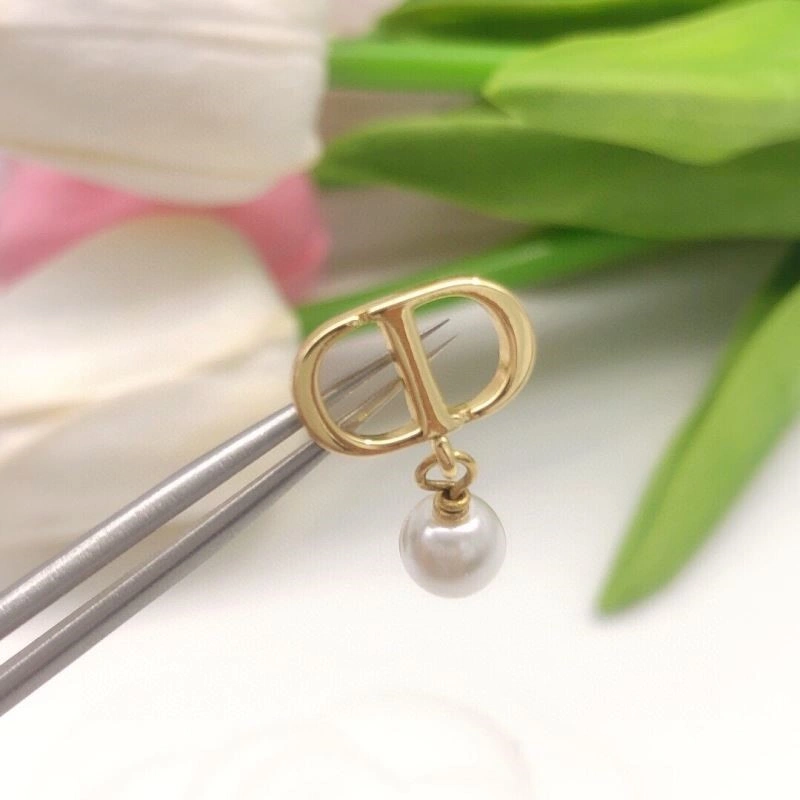 Discounted Christian Dior Earrings