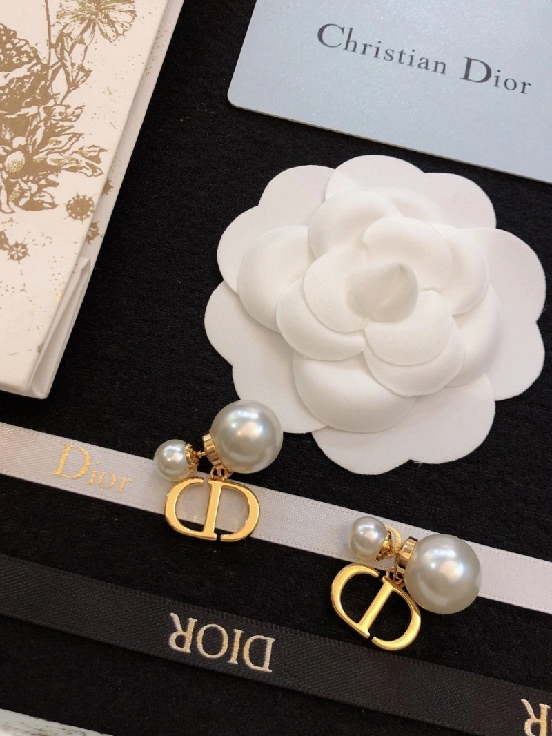 Discounted Christian Dior Earrings