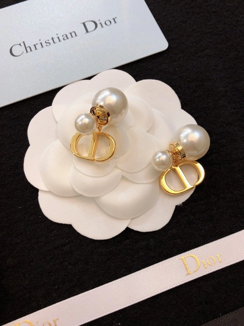 Discounted Christian Dior Earrings