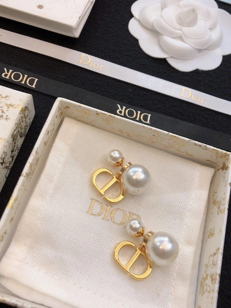 Discounted Christian Dior Earrings