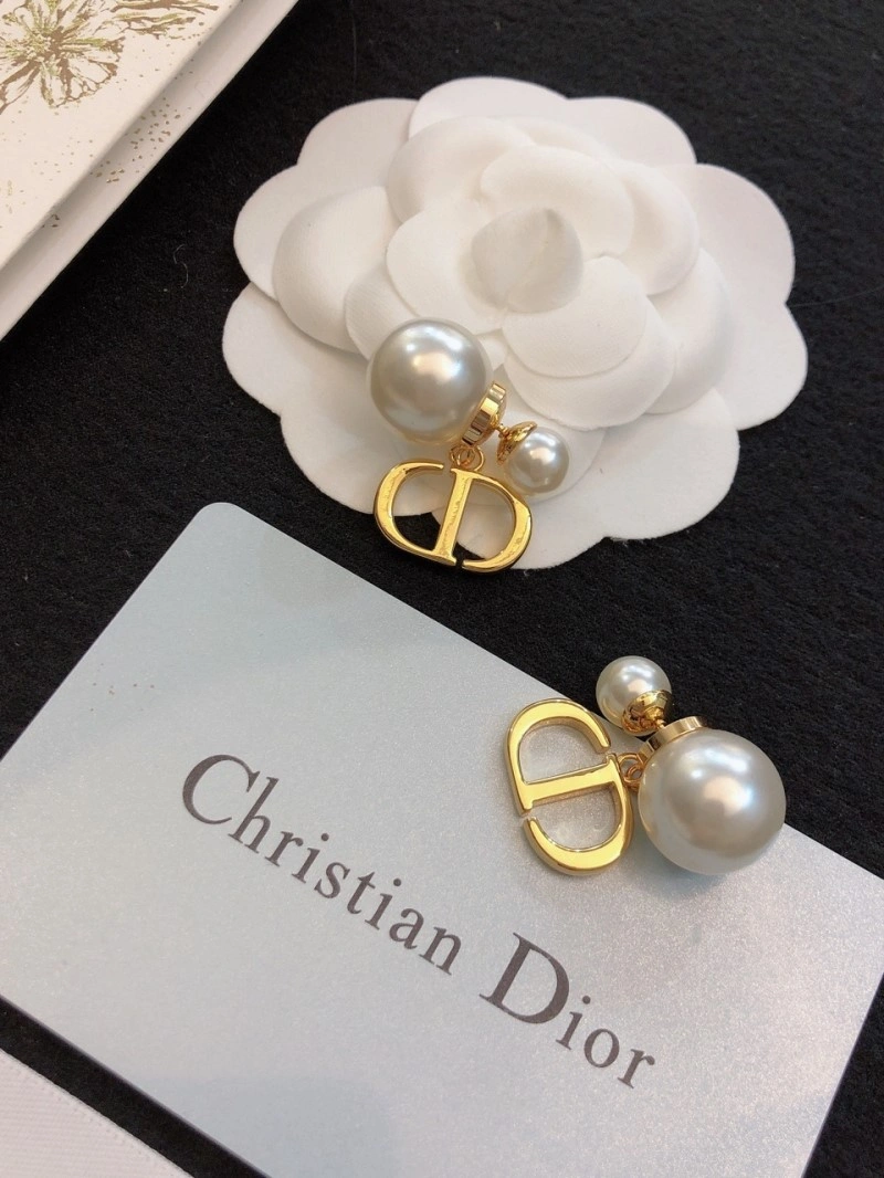 Discounted Christian Dior Earrings