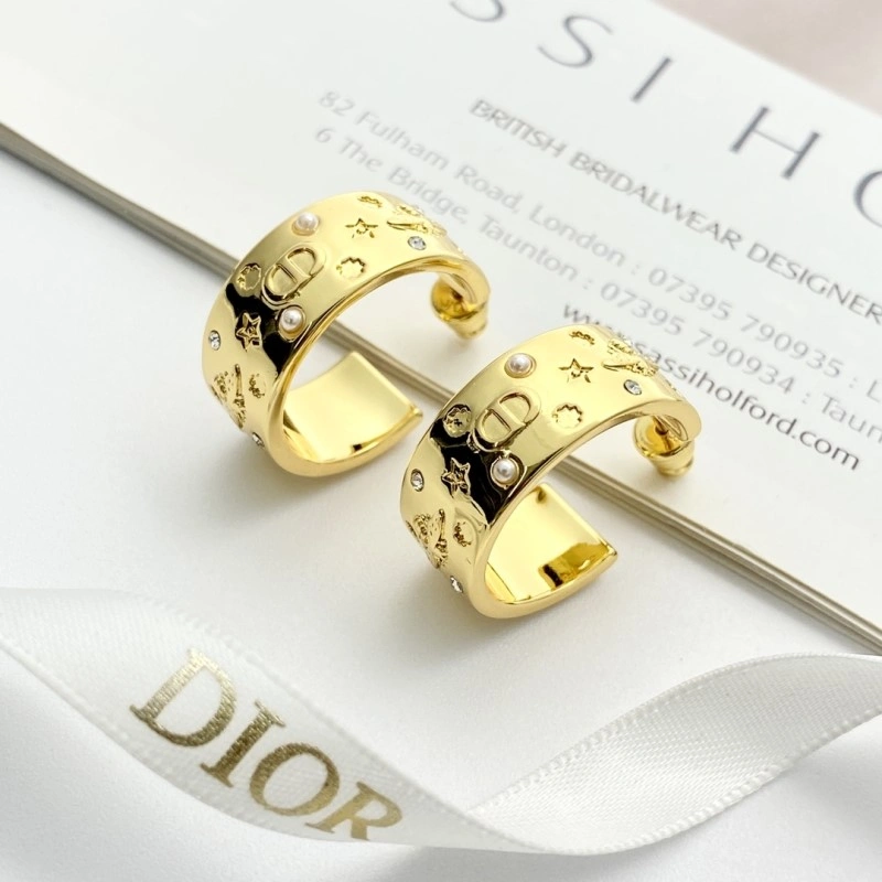 Legit Christian Dior Earrings