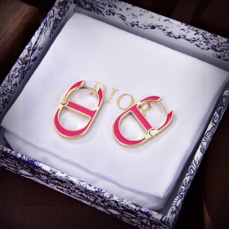 Top match Christian Dior Earrings
