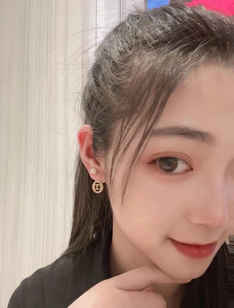 Value-priced Christian Dior Earrings