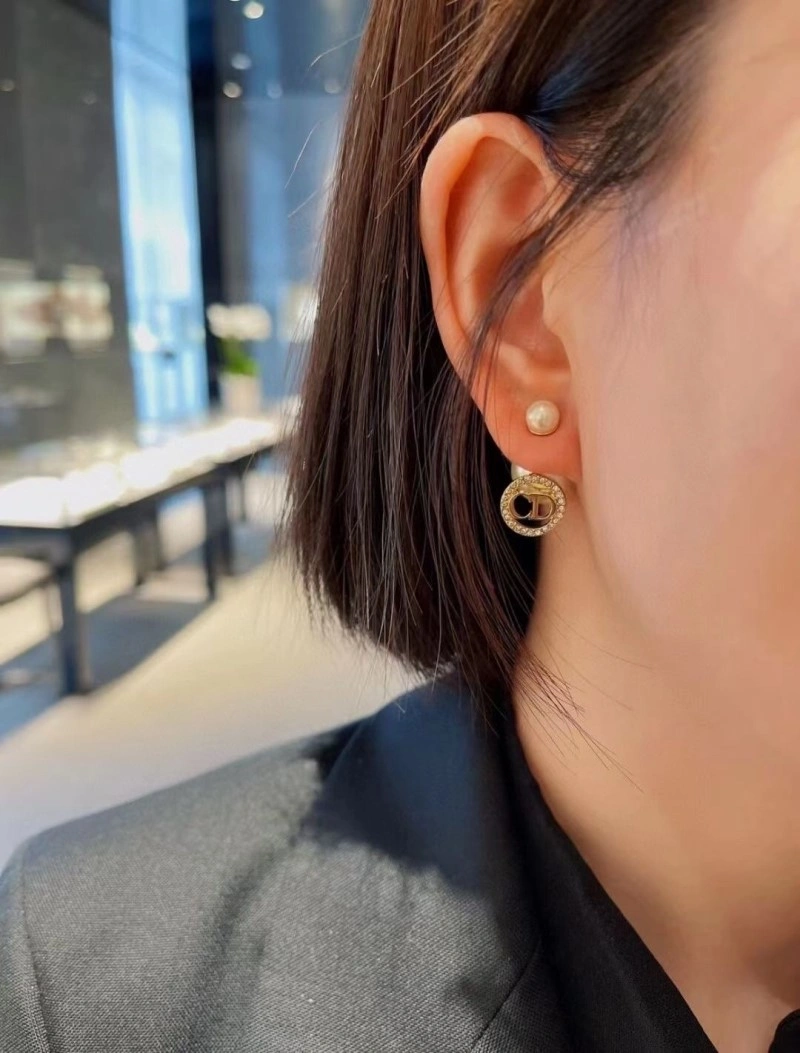 Value-priced Christian Dior Earrings