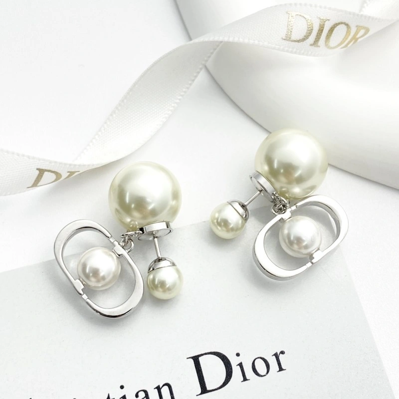 Indistinguishable Christian Dior Earrings