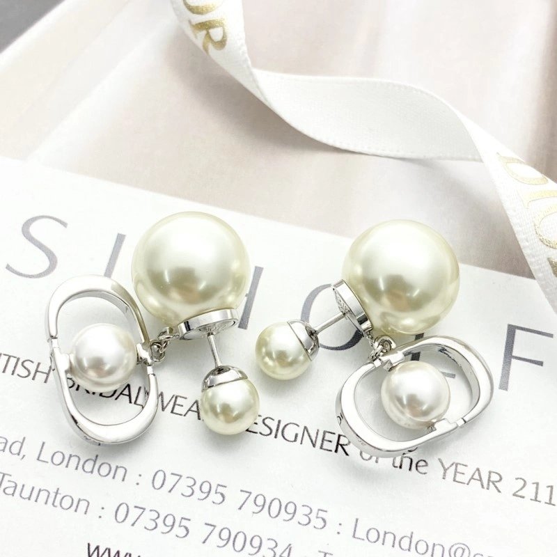 Indistinguishable Christian Dior Earrings