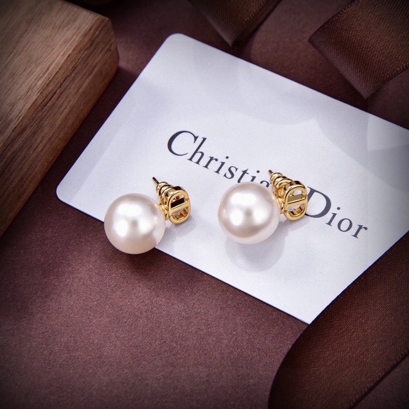 Value-priced Christian Dior Earrings