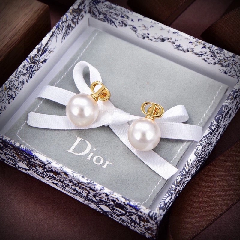 Value-priced Christian Dior Earrings